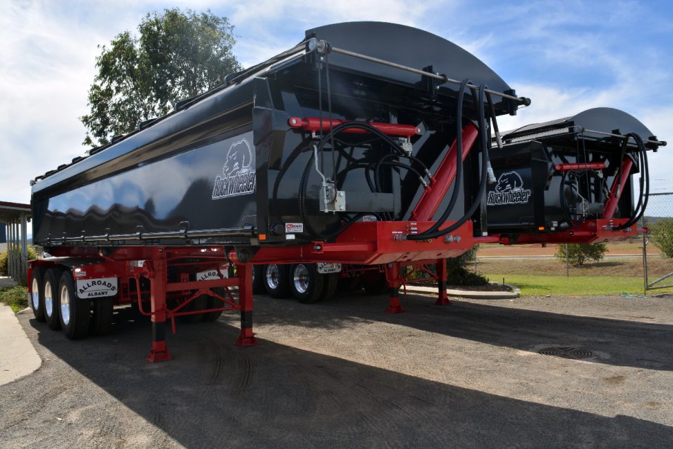 Side Tipping Semi Trailer - M&T Trailers